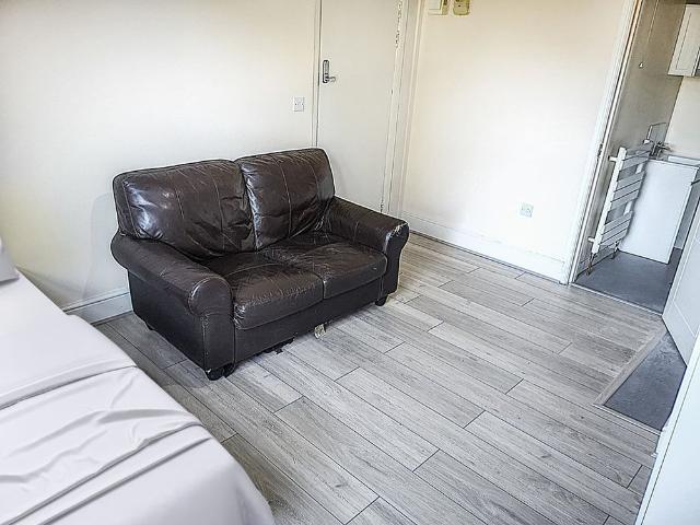 Room in a Shared House, Oxford Road, B23