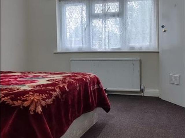 Room in a Shared House, Oakington Manor Drive, HA9