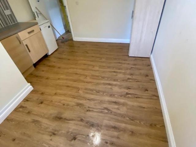 Room in a Shared House, Oldfield Road, NW10