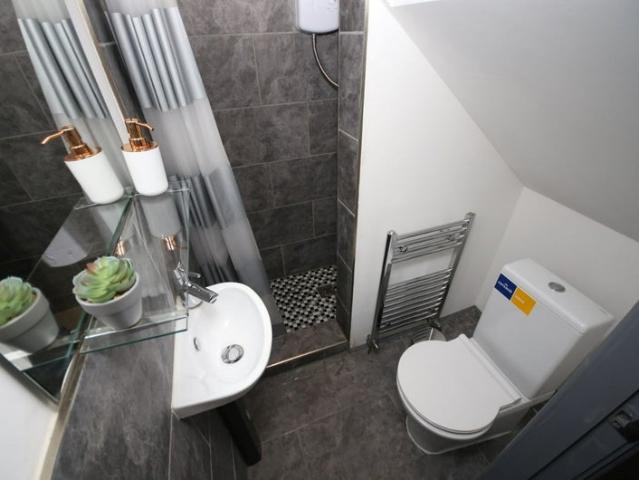 Room in a shared house on Gerald Road!