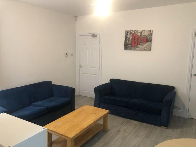 Room in a Shared House, Osmaston St, NG7