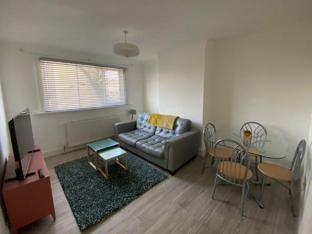 Room in a Shared House, Abbey Street, NG7