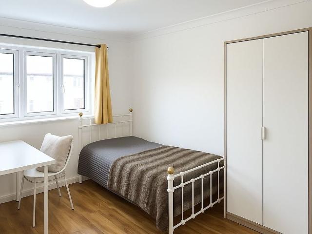 Room in a Shared House, Ablett St, SE16