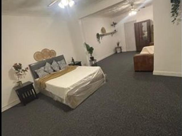 Room in a Shared House, Addington Road, RG1