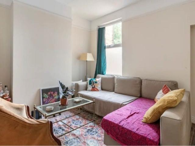 Room in a Shared House, Alpha Road, N18