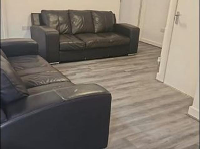 Room in a Shared House, Amington Road, B25