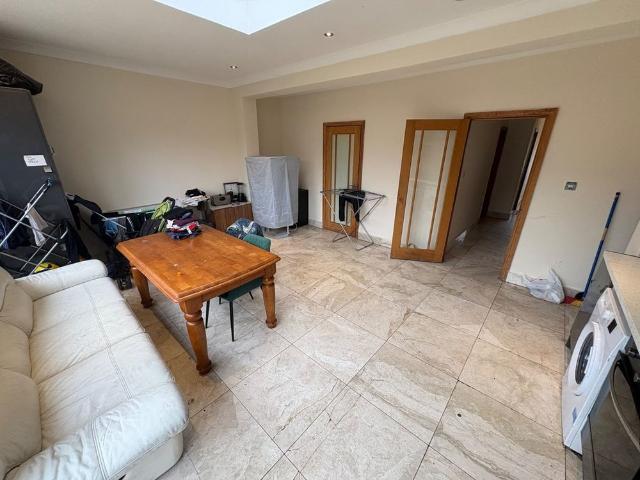 Room in a Shared House, Arcadian Gardens, N22