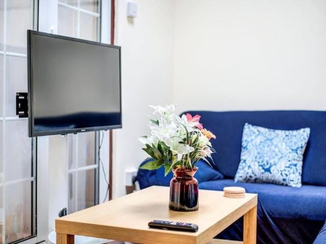 Room in a Shared House, Ashmore Road, W9