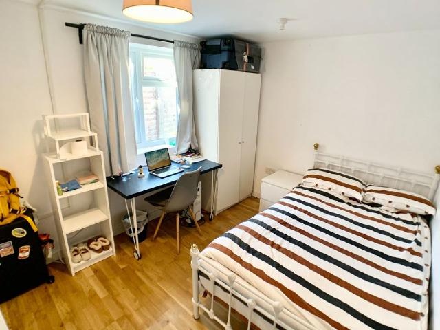 Room in a Shared House, Burgess Road, SO16