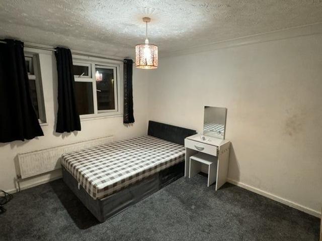 Room in a Shared House, Banstead Terrace East, LS8