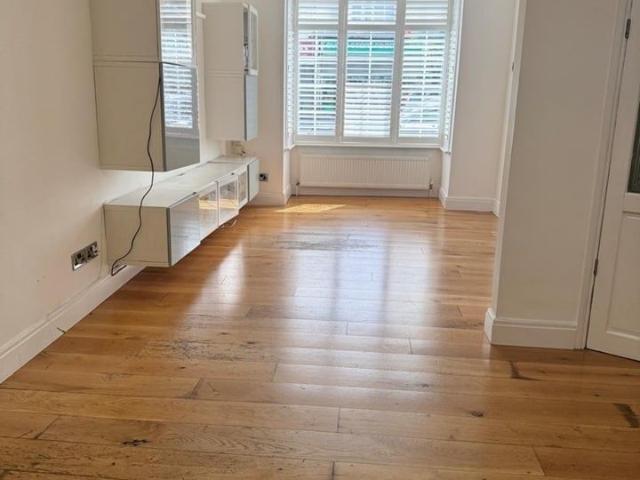 Room in a Shared House, Beddington Terrace, CR0