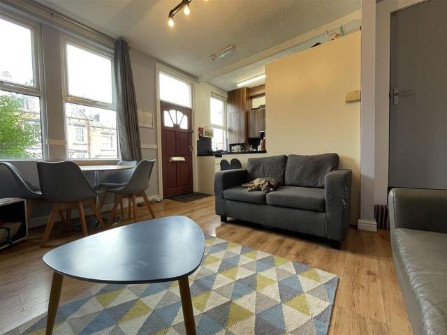 Room in a Shared House, Beechwood Mount, LS4