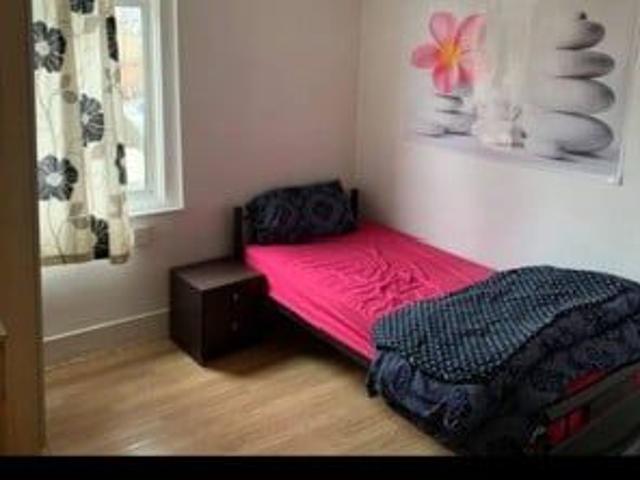 Room in a Shared House, Belgrave Road, E13