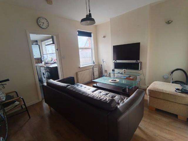 Room in a Shared House, Bensham Lane, CR7