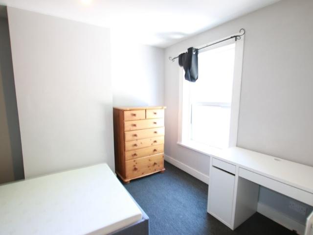 Room in a Shared House, Blenheim Road, RG1