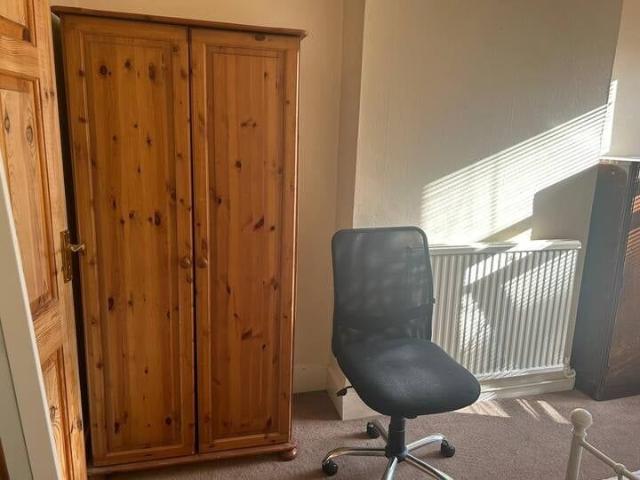 Room in a Shared House, Boswell Road, CR7