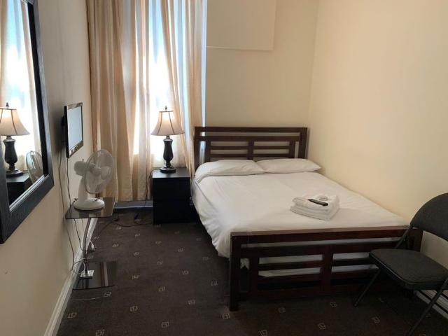 Room in a Shared House, Bow Road, E3