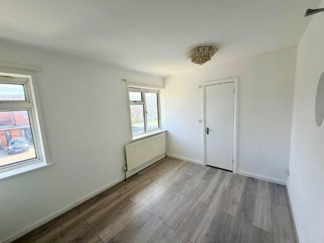 Room in a Shared House, Brancker Road, HA3