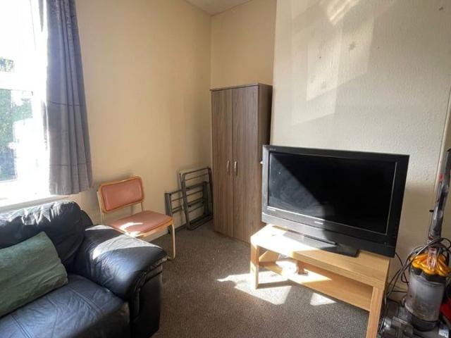 Room in a Shared House, Brudenell View, LS6