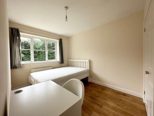 Room in a Shared House, Brudenell Avenue, LS6