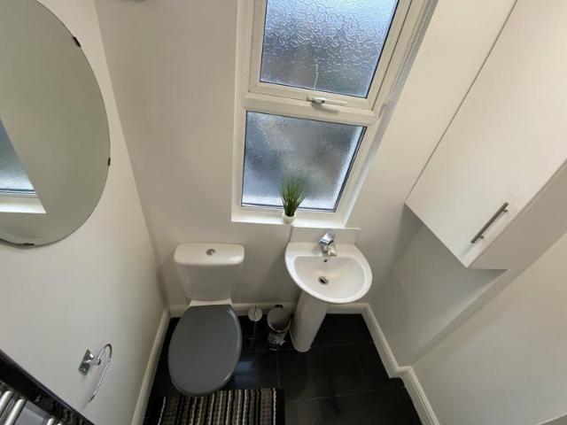 Room in a Shared House, Camberwell Road, SE5