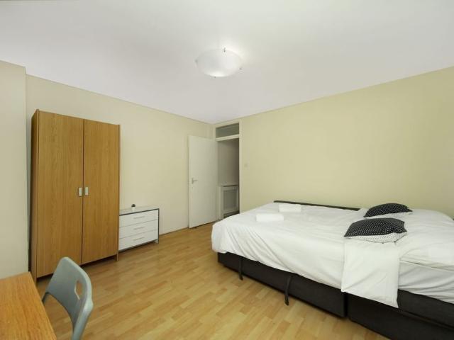 Room in a Shared House, Camden Road, NW1