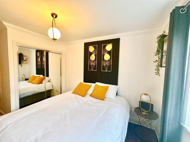 Room in a Shared House, Campbell Road, E3