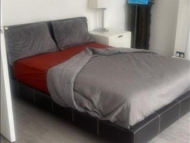 Room in a Shared House, Catford Hill, SE6