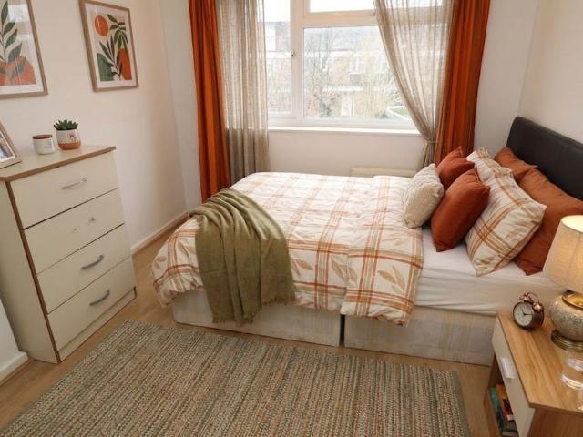 Room in a Shared House, Chargeable Lane, E13