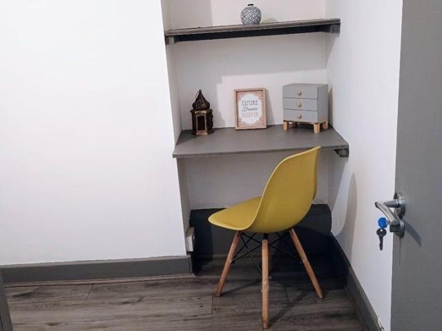 Room in a Shared House, Chiswell Street, L7
