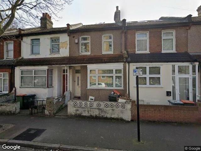 Room in a Shared House, Church Road, E12