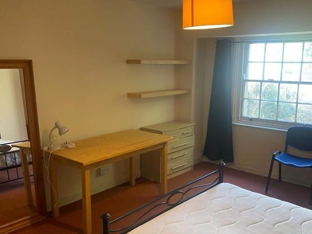 Room in a Shared House, Clifton, BS8