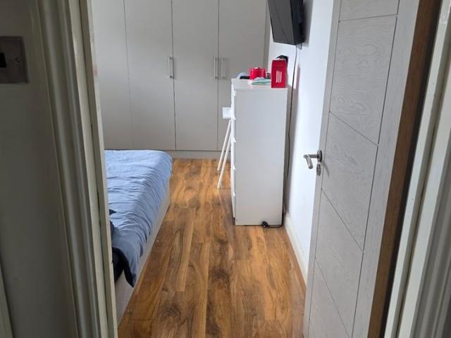 Room in a Shared House, Copeland Road, E17