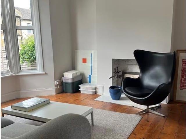 Room in a Shared House, Crawthew Grove, SE22