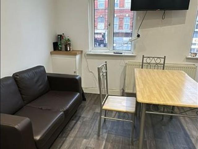Room in a Shared House, Cricklewood Broadway, NW2