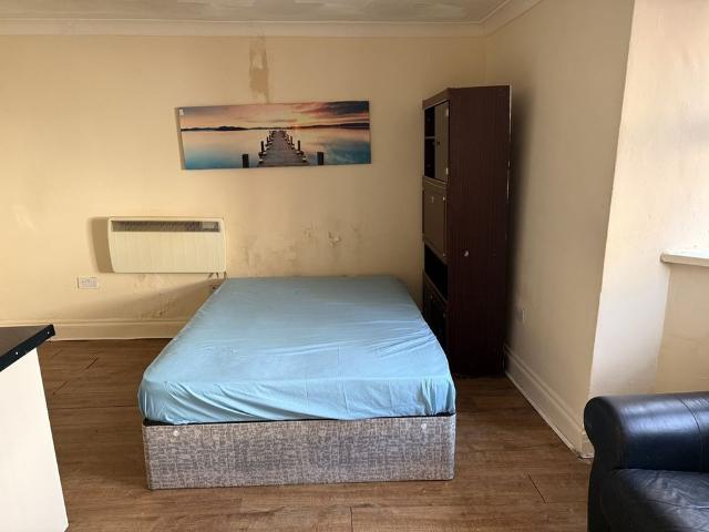 Room in a Shared House, Cromwell Road, LU3