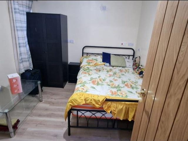 Room in a Shared House, Crownfield Avenue, IG2
