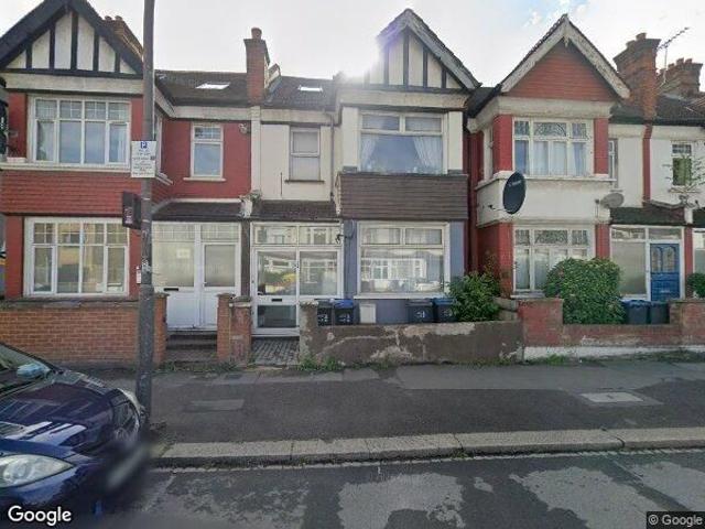 Room in a Shared House, Durnsford Road, SW19
