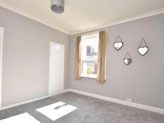 Room in a Shared House, Dawlish Avenue, LS9