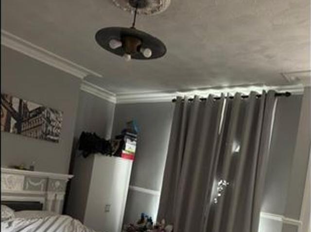 Room in a Shared House, Dawlish, LS9