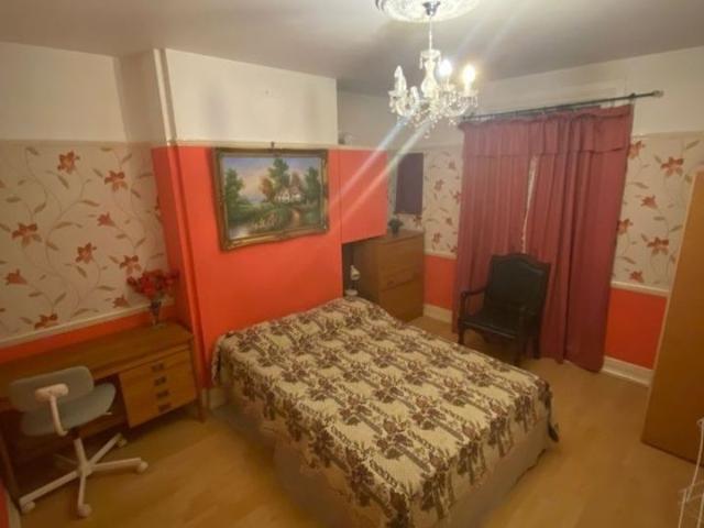 Room in a Shared House, Eton Road, IG1