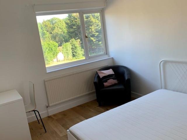 Room in a Shared House, Excelsior Gardens, SE13