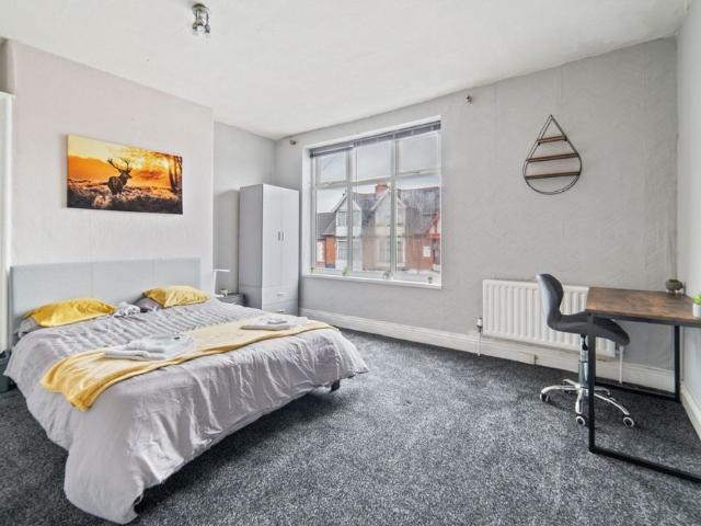 Room in a Shared House, East Park Road, LE5