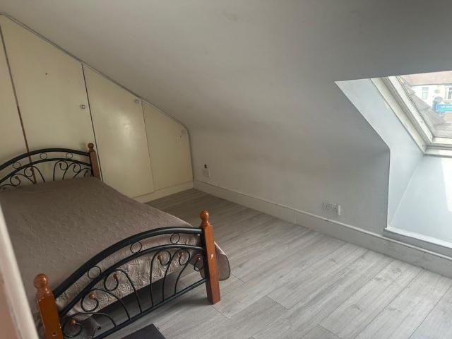 Room in a Shared House, Eastern Avenue, IG4