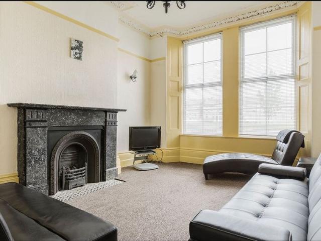 Room in a Shared House, Edge Lane, L7