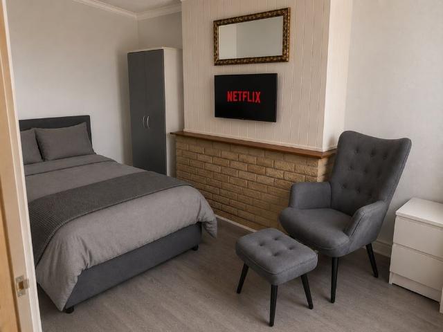 Room in a Shared House, Edwards Road, B24