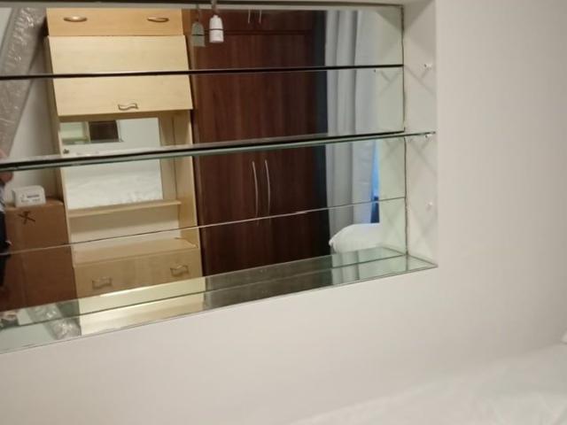 Room in a Shared House, Ellesmere Road, W4