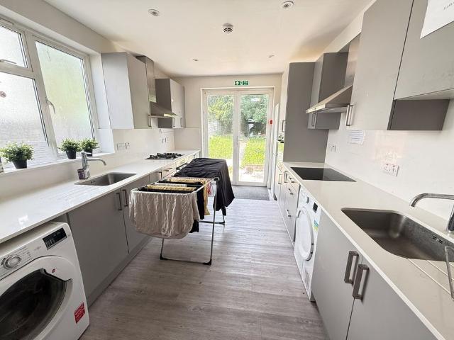 Room in a Shared House, Elmstead Avenue, HA9