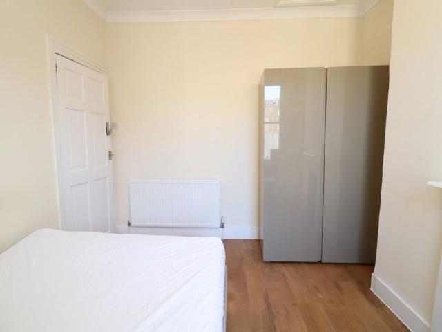 Room in a Shared House, Eric St, E3