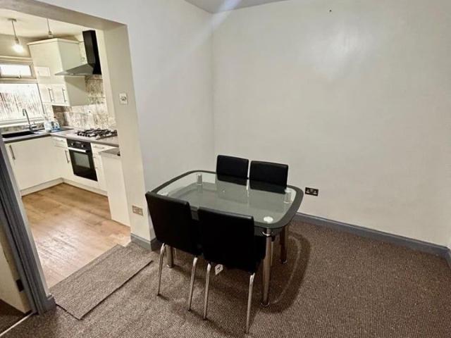 Room in a Shared House, Fairgreen Road, CR7